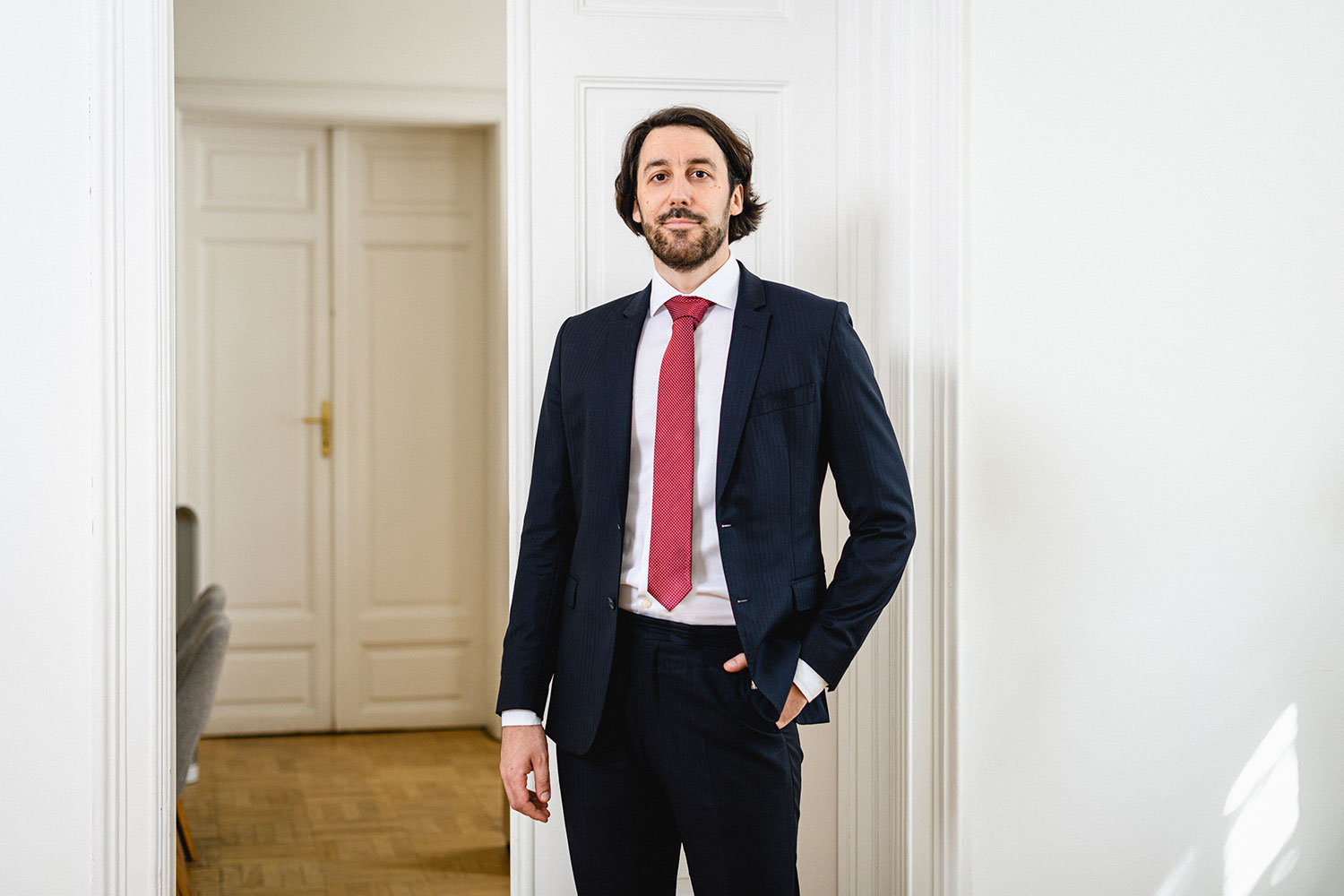 Rechtsanwalt in 1080 Wien § RAWLAW | Raoul Warnung